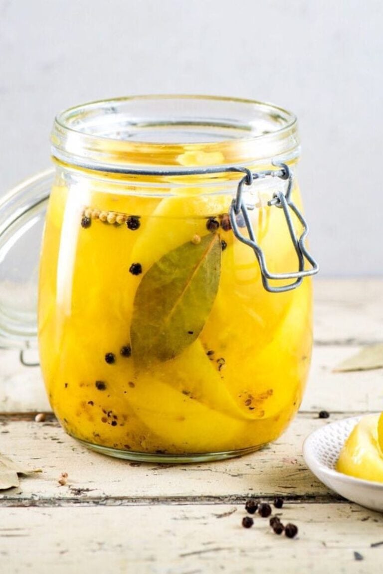 How to Make and Use Preserved Lemons (Fermented Lemons)